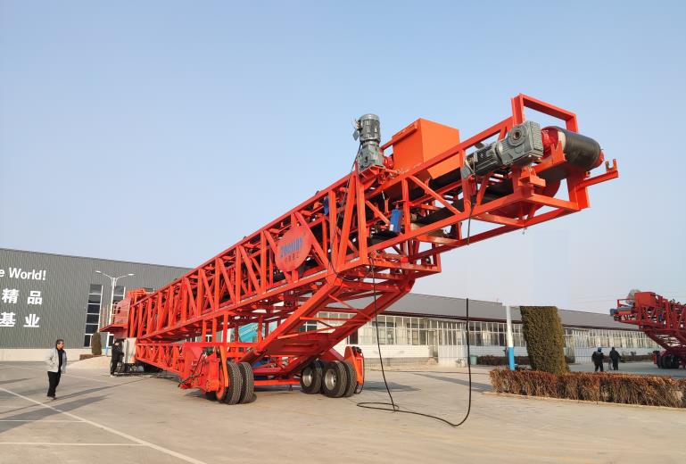 Mobile Telescopic Stacker-Manufacturer of Stacker